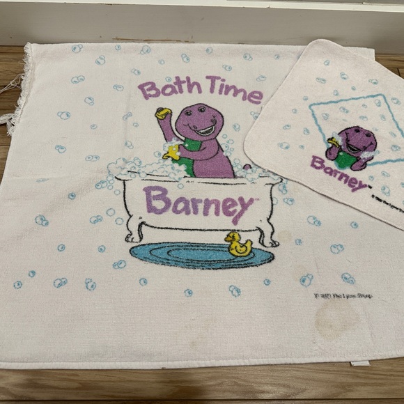 Lyons | Bath | Vintage 993 Barney The Dinosaur Bath Towel And Wash ...